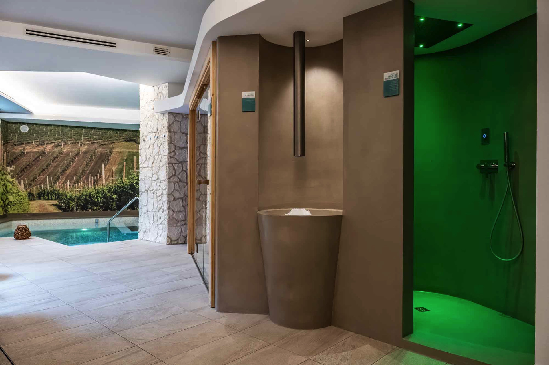 Pavimenti e rivestimenti per centri benessere e Spa | Isoplam®