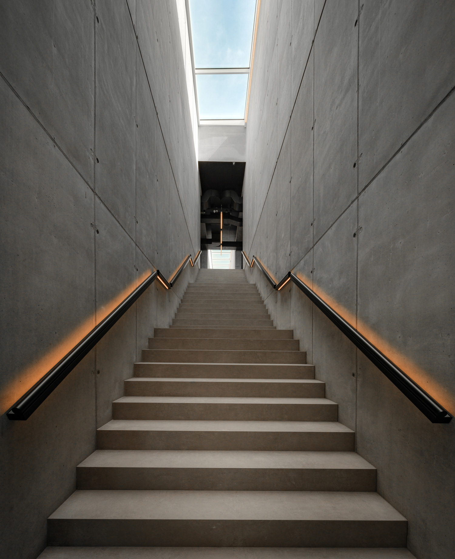 Stairs and industrial floors for places dedicated to work