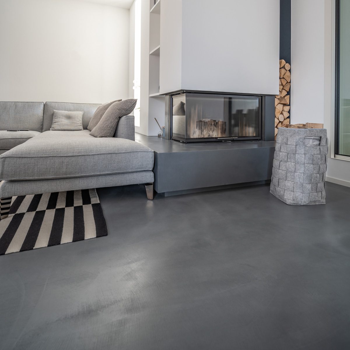 rivestimento cemento resina senza giunti